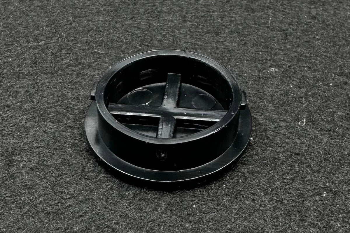Cap for Floor Nut Yamaha OEM (Bws/Zuma 50F & 50X) #18 - Capuchon pour ...